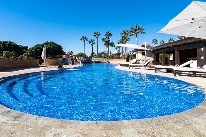 Marbella Beachfront Villa - Marbella