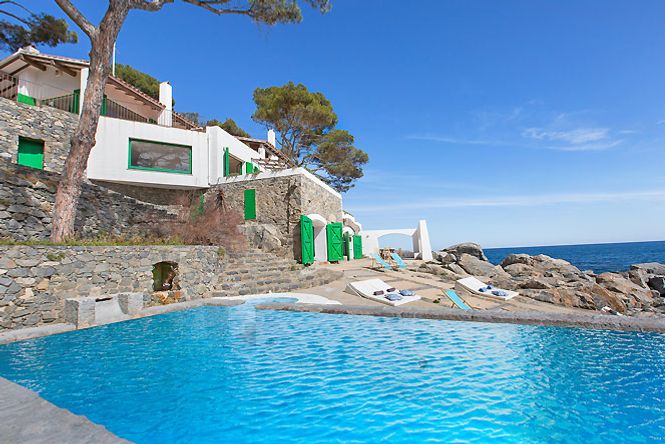 Beachfront House Llafranc - Costa Brava