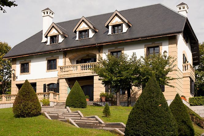 Basque Luxury Mansion - San Sebastian